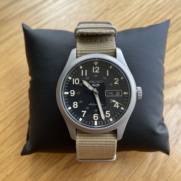 Seiko 5 Sports Automatic Field Watch SRPG35K1 with original box and ...