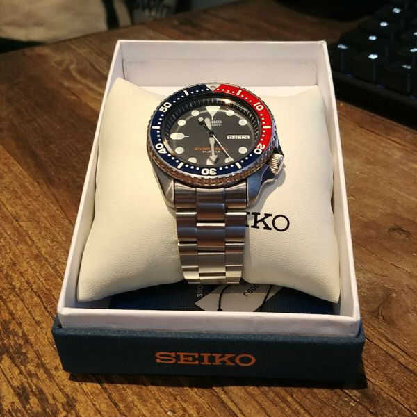 Seiko SKX009J with Strapcode Super Oyster Bracelet and Seiko Diver ...