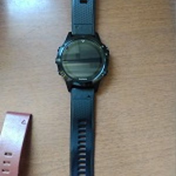 Garmin Fenix 5 SAPPHIRE - *Complete* - includes 2 extra straps ...
