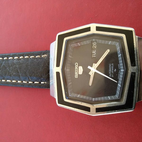 1977 Octagonal Seiko 7019-5120 automatic 5 series, black enamel bezel ...