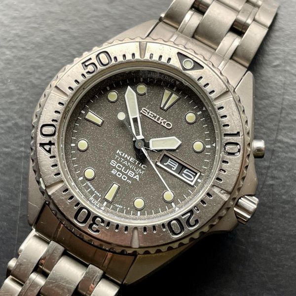 [WTS] Seiko “Gray Ghost” SBCZ005 5M63-0B40 Kinetic Quartz Titanium 200m ...