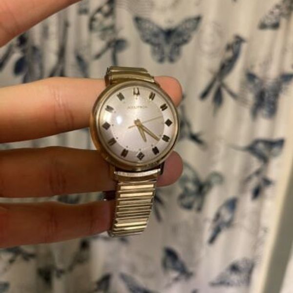 Vintage 1966 Bulova Accutron M6 Wristwatch With Speidel Band ...