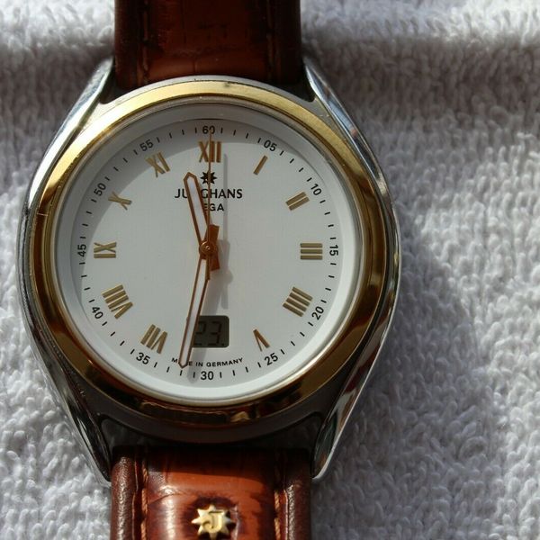 JUNGHANS Mega, Radio Clock, DCF-77, Date, central second | WatchCharts