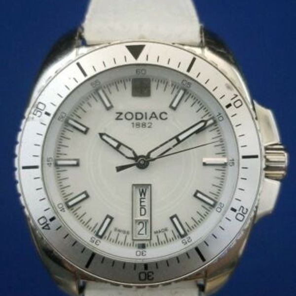 Zodiac Speed Dragon ZO5501 38mm Stainless Steel, White Swiss Watch 321 ...
