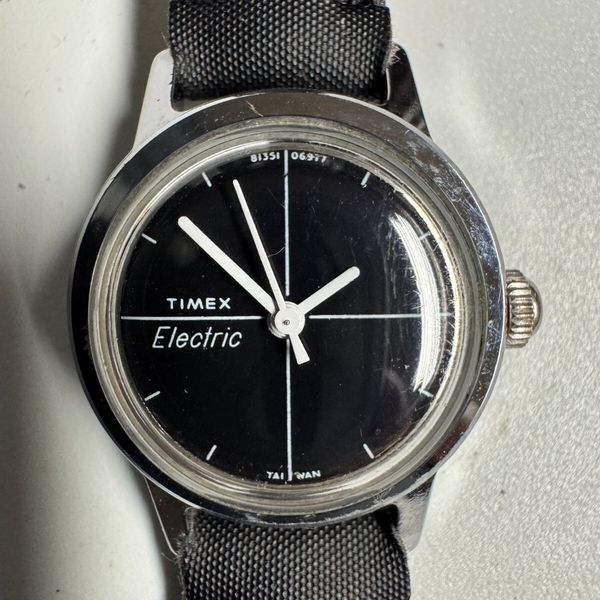 Timex Vintage 1977 Electric 22MM Black Crosshair Dial New Battery Runs ...