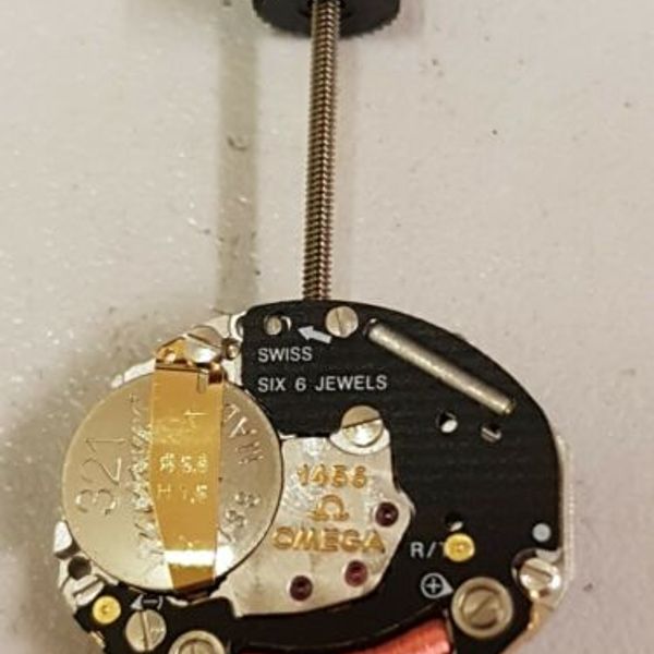 Omega 1456 Movement Quartz Working | WatchCharts Marketplace