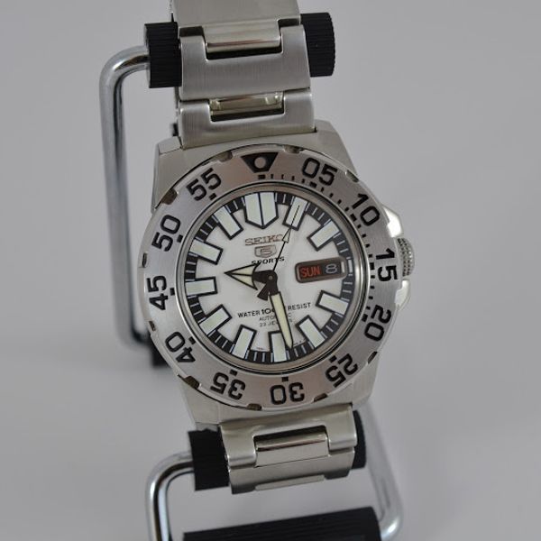 SOLD: Seiko White Mini Monster SNZF45 - Includes all fees | WatchCharts ...