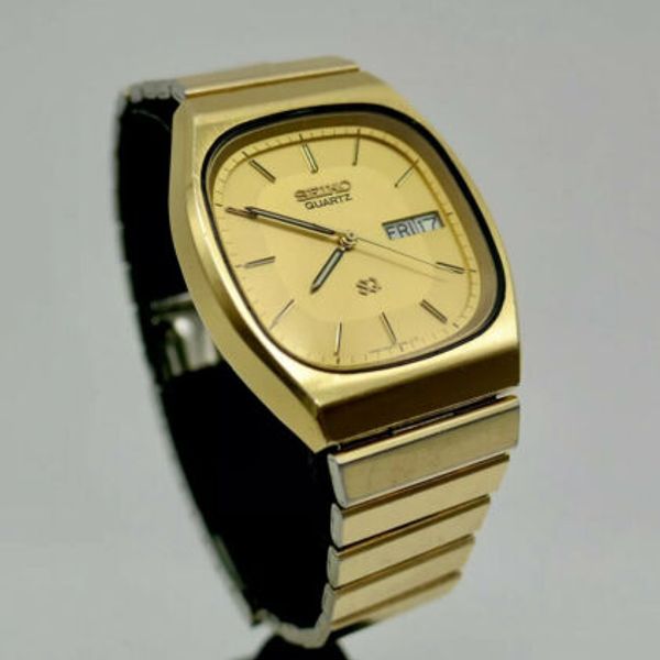 Vintage 1985 Seiko Quartz SQ TV Dial Day & Date Watch 8223-5359 w/ New Battery | WatchCharts ...