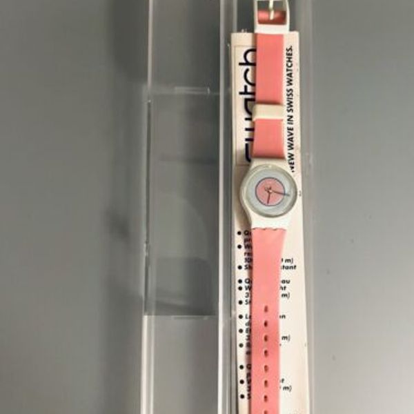 Swatch Raspberry LW107 1985 Standard Ladies 25mm | WatchCharts Marketplace