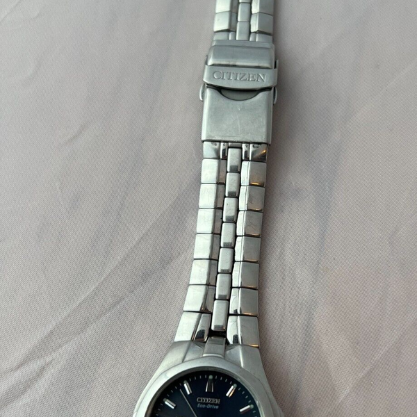 Citizen Watch Eco-Drive E110-K15702 Japan Water Resistant Stainless ...