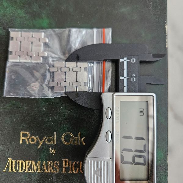 RARE Royal Oak box set + 6 links (Audemars Piguet) Vintage box from 80s ...
