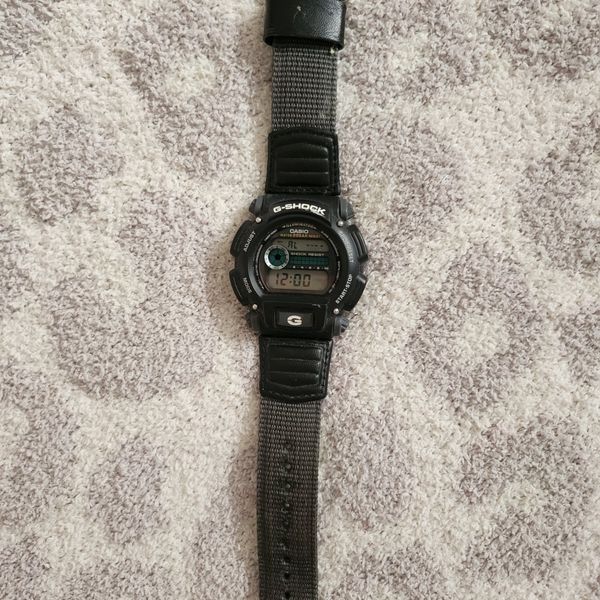 Casio G-SHOCK Men's Black Gray Wristwatch - DW-9052-1V, 20 Bar Water ...