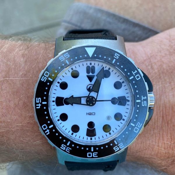 FS: H2O Kalmar 1 full lume dial | WatchCharts Marketplace