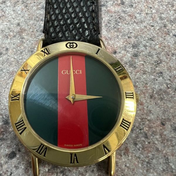 Gucci Red Green Dial Roman Numeral Bezel 3000.2M Watch As-Is for Parts ...