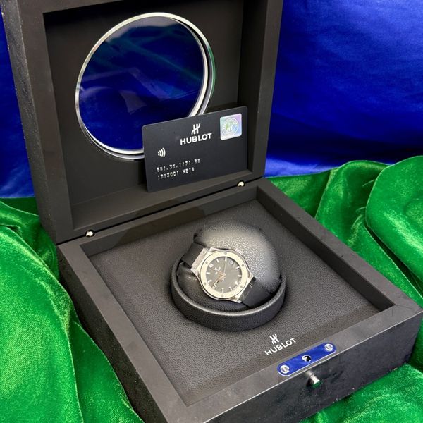 2000s Hublot Classic Fusion Titanium&Ceramic watch Ref.581.NX.1171.RX ...