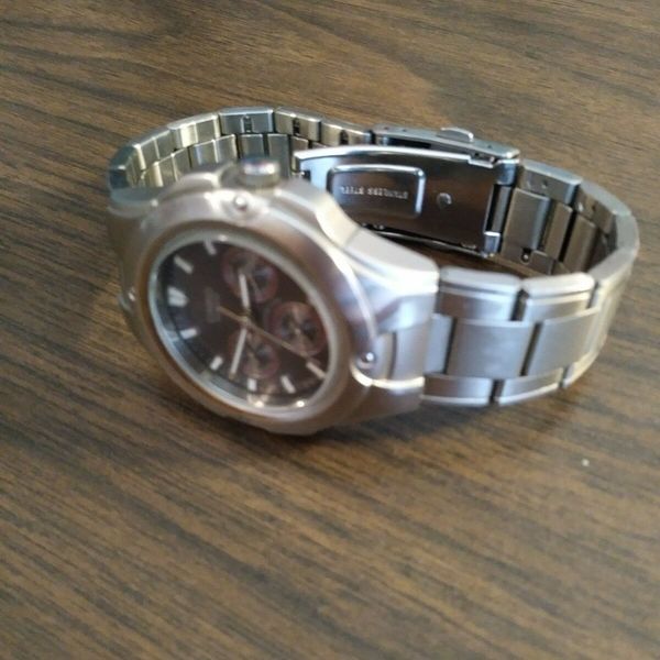 Casio Edifice EF-302, stainless steel, 3 subdials, water resistant. 10BAR 1343 | WatchCharts ...