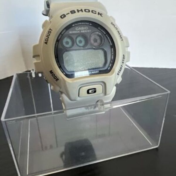CASIO G SHOCK WHITE DIGITAL WATCH NEEDS BATTERY EXCELLENT SHAPE ...