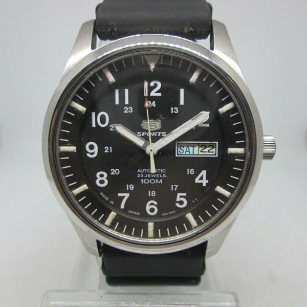 SEIKO 5SPORTS MILITARY 7S36-03J0 42m DAYDATE STAINLESS STEEL AUTOMATIC ...