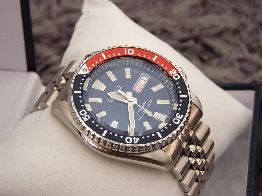 Seiko SKX009 Mod | WatchCharts Marketplace