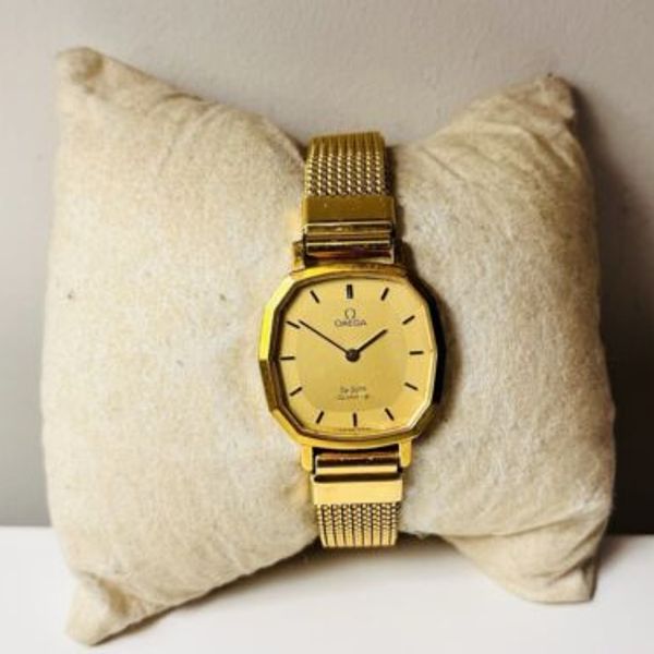 Vintage 1980s OMEGA De Ville Octagonal Ladies Quartz Push Button Watch ...
