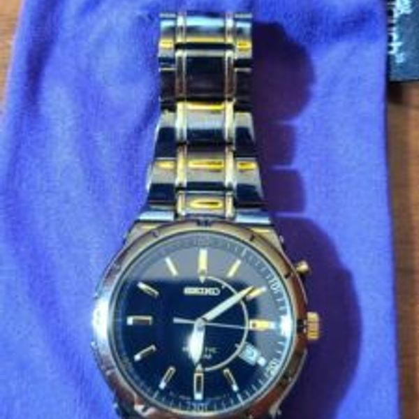 Seiko Kinetic Black And Gold Watch. 5M62-0BJ0 Excellent condition ...