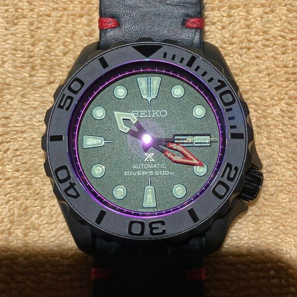 SEIKO SKX007 Mod "The Red and The Black" | WatchCharts