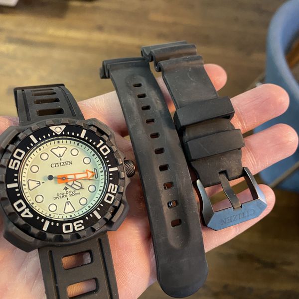 Citizen Retro Zilla Lume Dial DLC Titanium | WatchCharts Marketplace