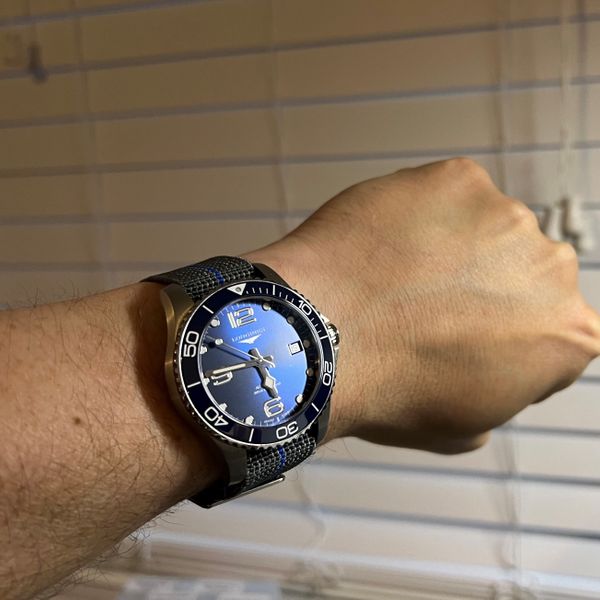 [WTS] Longines Hydroconquest 39mm blue w/ceramic bezel | WatchCharts ...