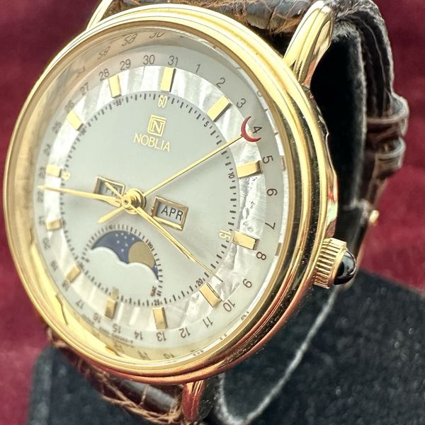 VINTAGE NOBLIA CITIZEN TRIPLE DATE MOON PHASE QUARTZ MEN'S GOLDEN DRESS ...