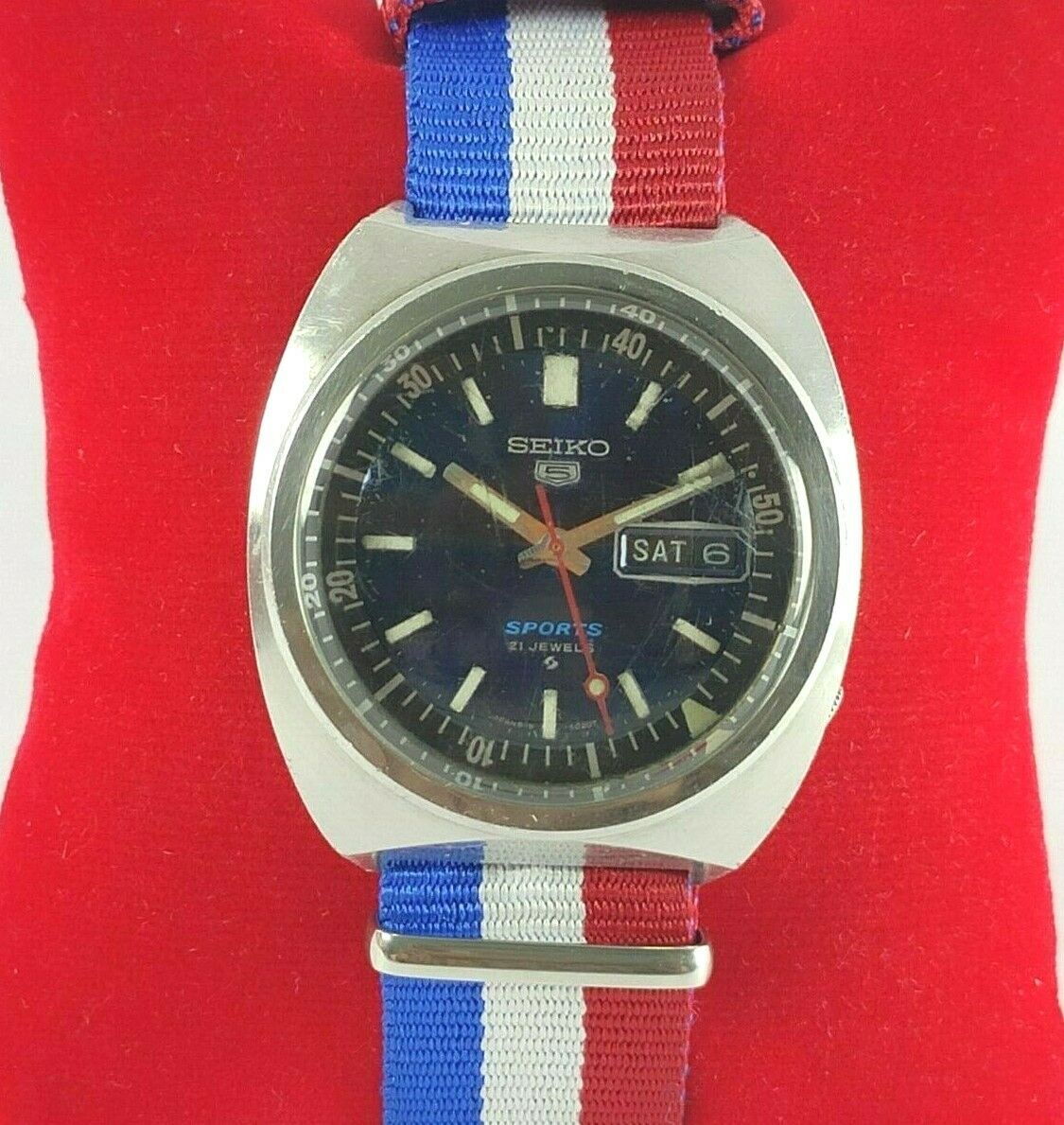 VINTAGE SEIKO 5 SPORTS 6119-6023 AUTOMATIC DAY AND DATE MEN'S WRIST ...