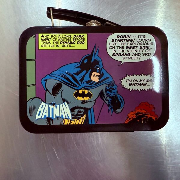 Limited Edition Classic Batman Fossil LI2066 Watch with Lunch Box #0273 ...