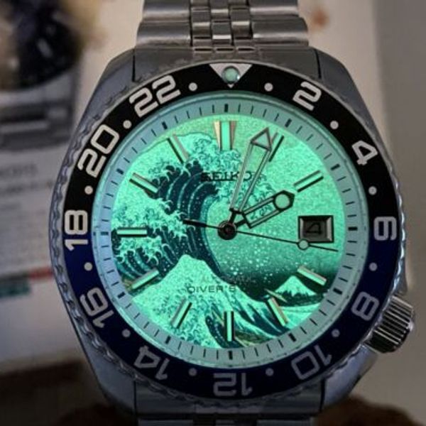 Seiko Men's Black Watch 7002-7001 Refurbished Diver Great Wave Of ...