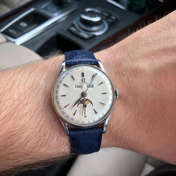 Omega 2471 Triple Calendar Moonphase | WatchCharts