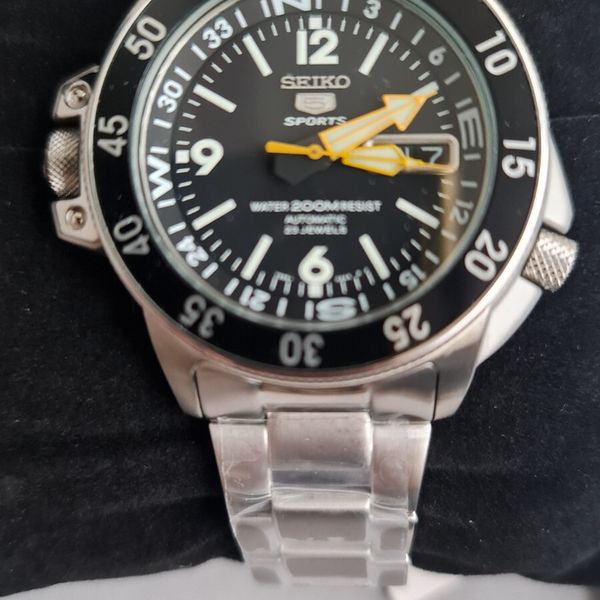 SEIKO 5 Sports SKZ211K1 Steel Land Shark Atlas Watch Automatic Compass ...