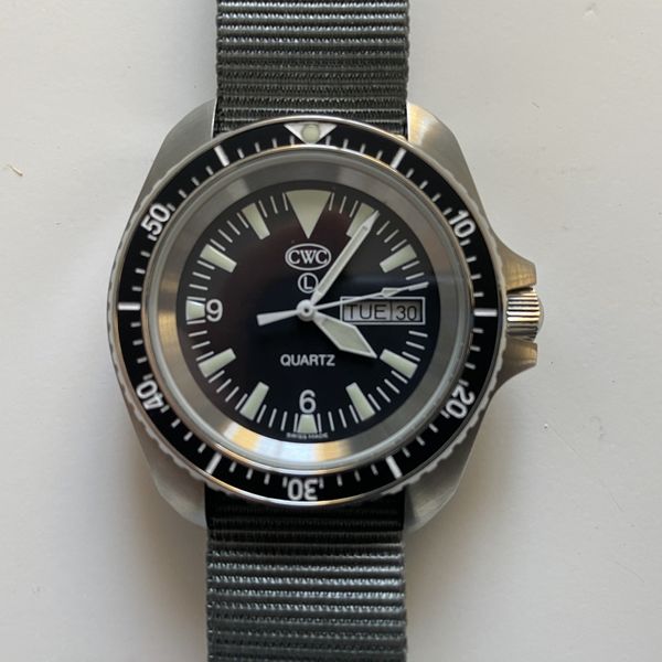 CWC Royal Navy Diver | WatchCharts Marketplace