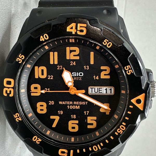 Casio MRW200H Men's Analog Watch,Day/Date,Black Band,100 Meter WR ...