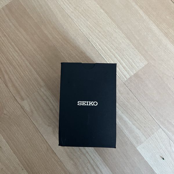 Seiko 5 Sports Stealth | WatchCharts Marketplace
