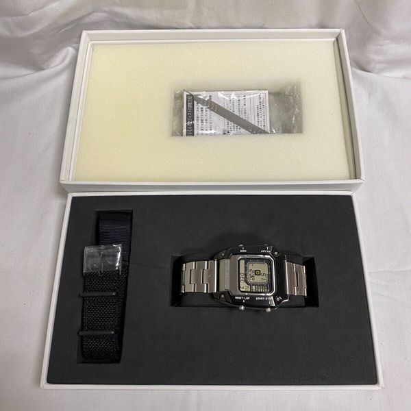 SEIKO WIRED Metal Gear Solid V MGSV 2500 Wrist Watch w/ Screen ...