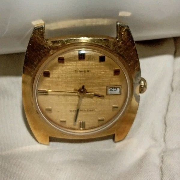 Vintage Timex Men's Wind Up Wrist Watch Date Gold Tone Mechanical Works ...