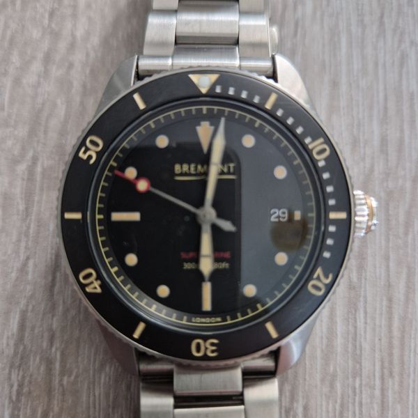 Bremont Supermarine S301 cadran noir | WatchCharts Marketplace