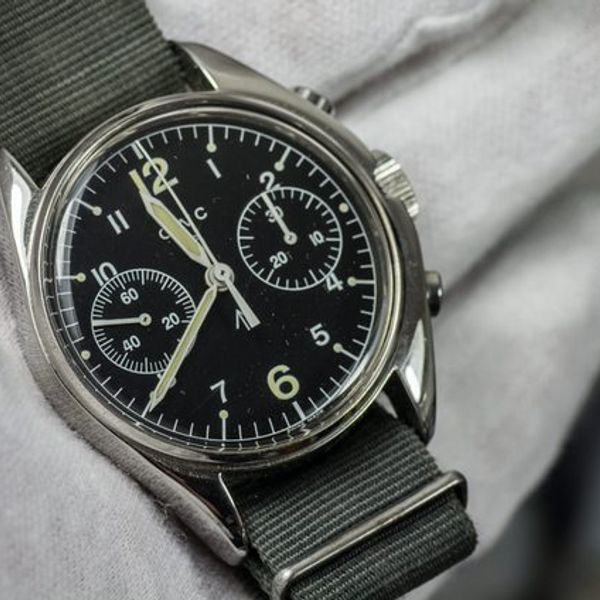 CWC RAF Chronograph 2003 70s REISSUE *EU SELLER / WORLDWIDE SHIPPING ...