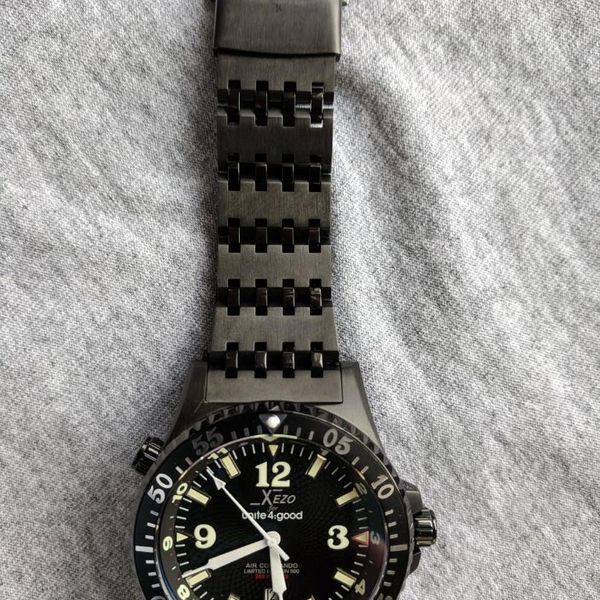 FSOT: Xezo Air Commando D45-BL w/ Diver's Bezel | WatchCharts Marketplace