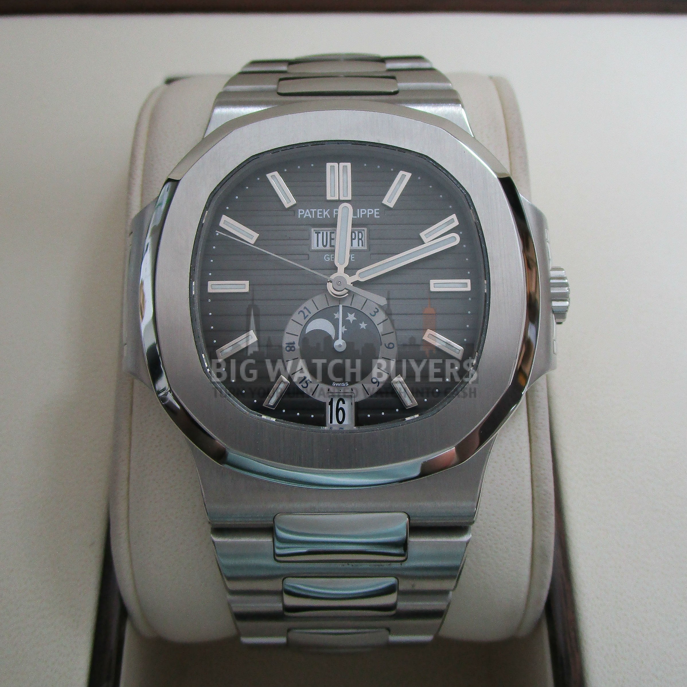 FS: PATEK PHILIPPE Nautilus Mechanical Black Dial 5726/1A-001 complete ...