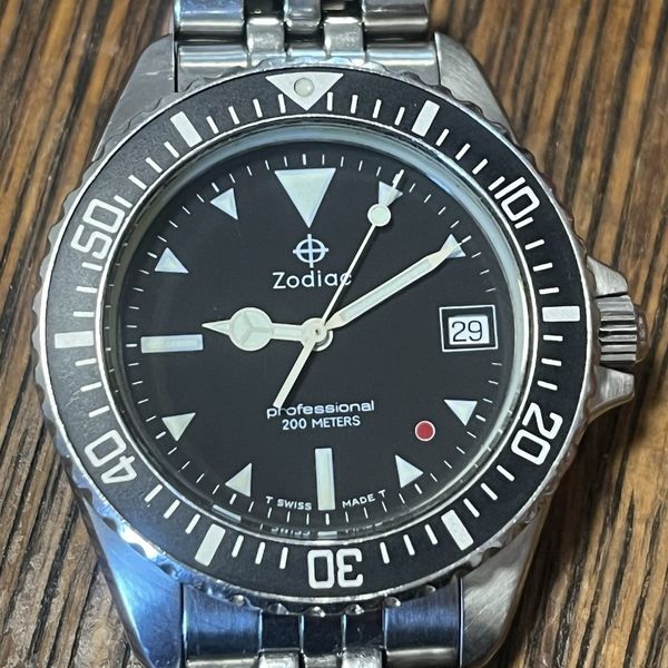 Mint Vintage Zodiac Red Dot 955114 ETA 7 Jewels Swiss Quartz Pro 200m ...