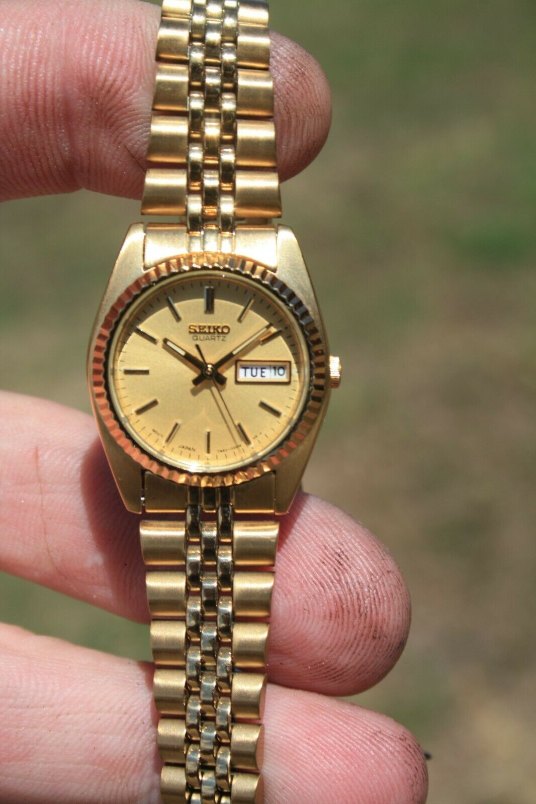 Seiko Lady's Gold Tone, Day/Date Quartz everyday watch SWZ058 BRAND NEW ...