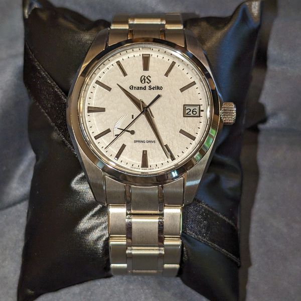 FS: Grand Seiko Snowflake SBGA211 with Strap | WatchCharts Marketplace