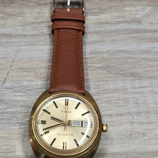 Vintage Timex Q Quartz Gold Tone Watch New Battery Works Great- New ...