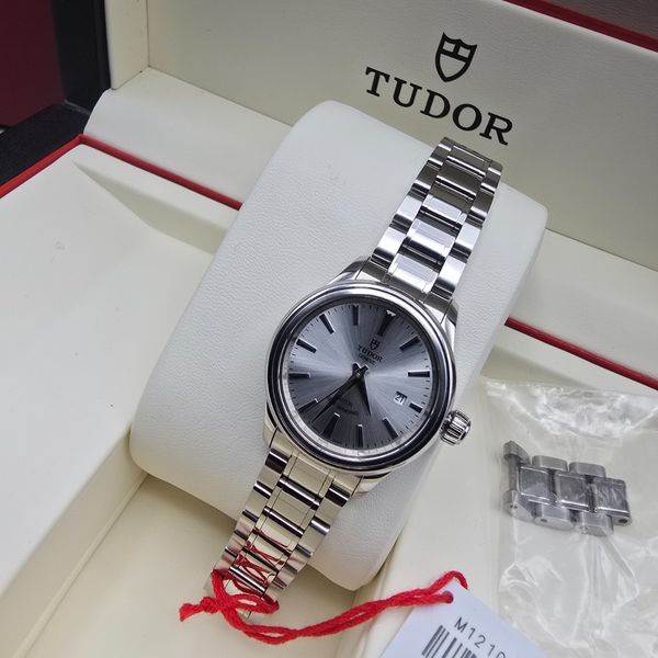 TUDOR Style Silver Women's Watch M12100-0001 - Full Set | WatchCharts ...