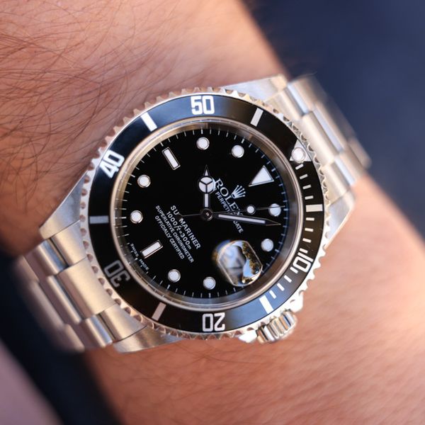 FS: 2003 Rolex Submariner Ref. 16610 | Box and Papers | WatchCharts ...