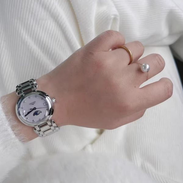Longines Heart Moon Women's Watch, I fell in love with the moon phase ...